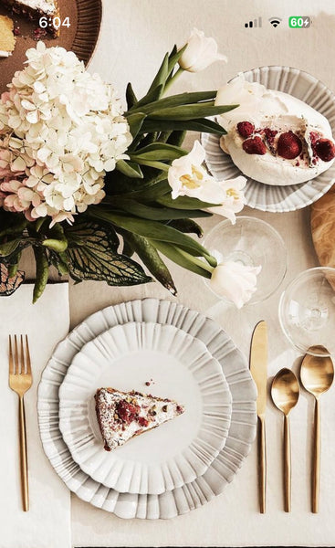 Fluted main plate x 4 (26.5cm) – maison et jardin